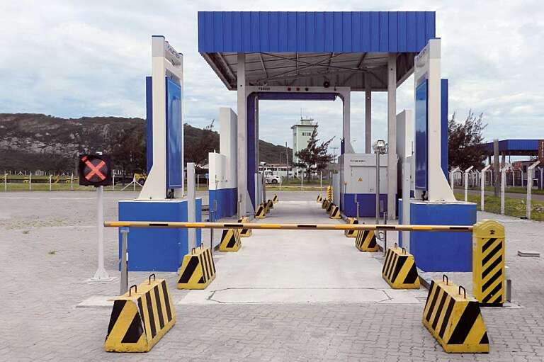 FS6000 | Fast-Scan Cargo and Vehicle Inspection